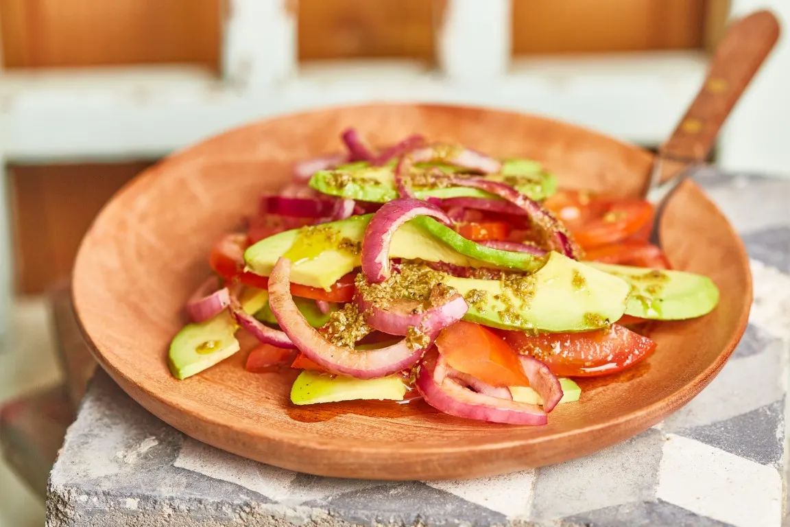 Avokádósaláta, a világ legegyszerűbb kajája | Street Kitchen