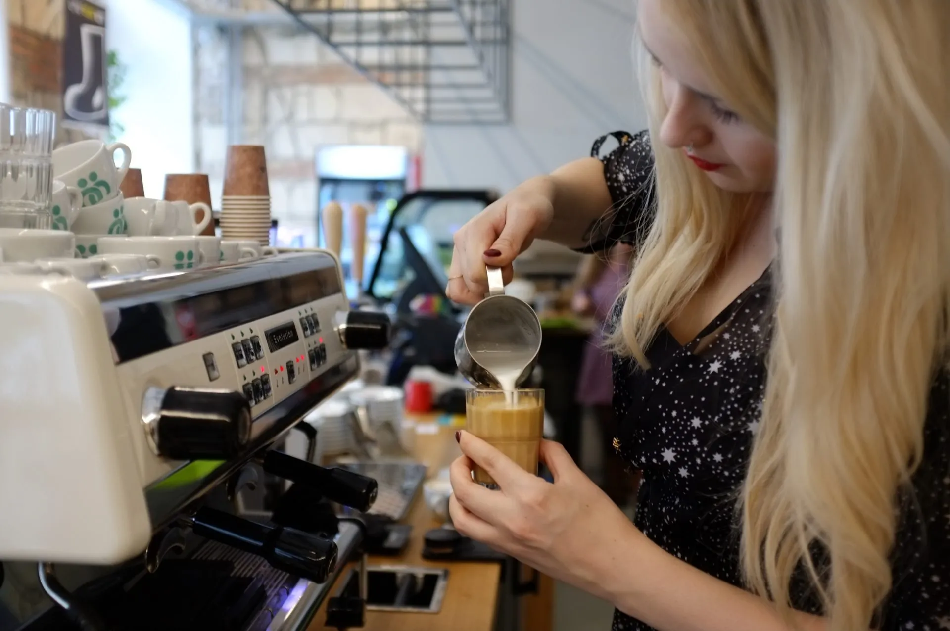 Empathy Café & Bistro: szuper ebédmenüre bukkantunk a Vöröskeresztnél | Street Kitchen