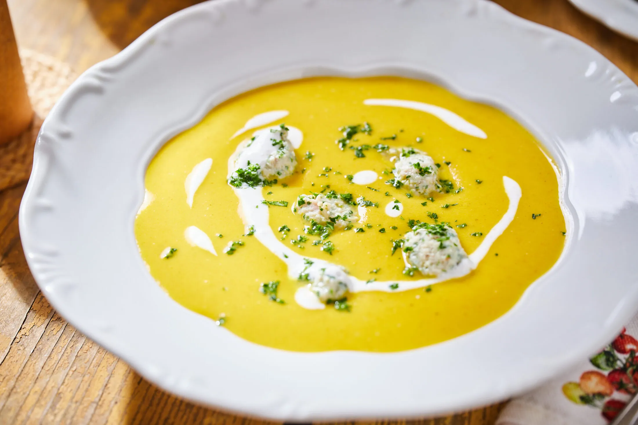 Vadas krémleves recept csirkegombóccal | Street Kitchen